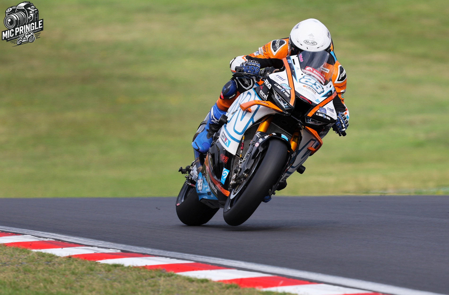 - PistonClick Archive Luke Hedger Brands Hatch
